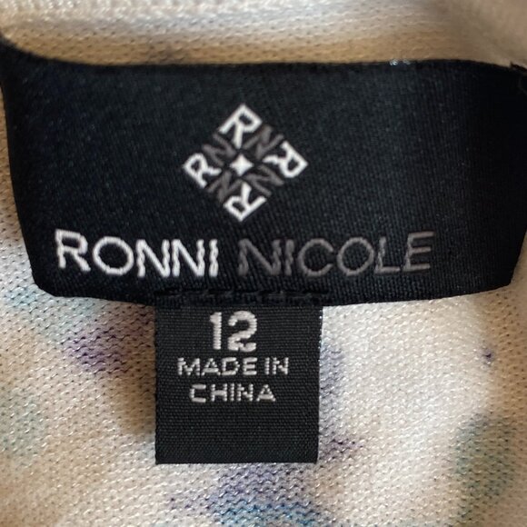 Ronni Nicole | Sweaters | Ronni Nicole Floral Cardigan Abstract ...